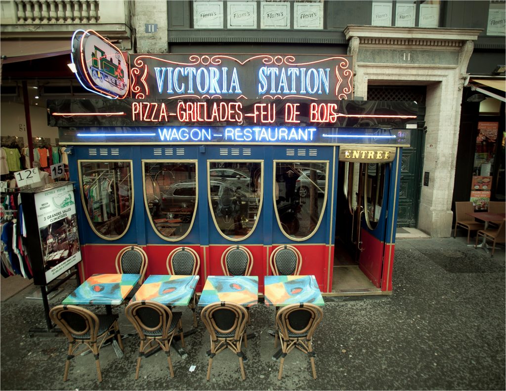 Histoire de la Station - VICTORIA STATION